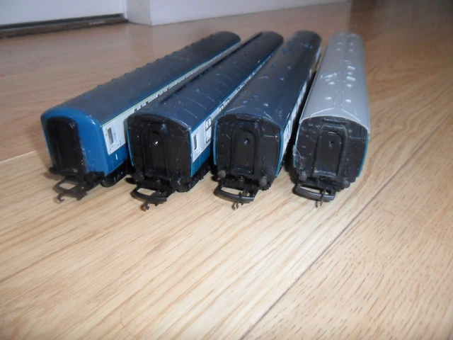 COLLECTION OF INTER-CITY Coaches for Hornby OO Gauge Model Railway Sets ...