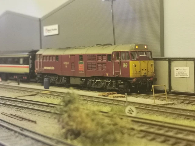 HORNBY CLASS 31, Wessex Trains 31601, repainted/DCC fitted £130.00 ...