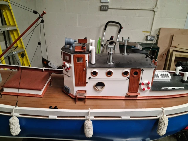 LARGE RADIO CONTROLLED model boats £100.00 - PicClick UK