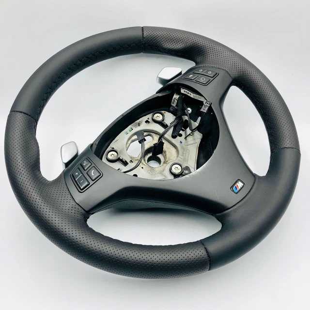 VOLANT EN CUIR pour BMW M-POWER Smg E81 e82 e87 e88 e90 e91 e92 e93 Noir EUR 634,24 - PicClick FR