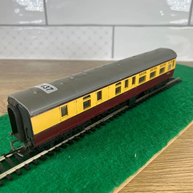 TRIANG R.320 BR Brake 2nd Coach - 00 Gauge - Model Railway - 34002 ...