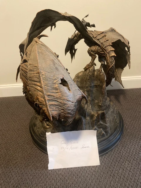 SHADOW OF WAR Mithril Edition Tar-Goroth Balrog vs. Carnan Statue Only ...