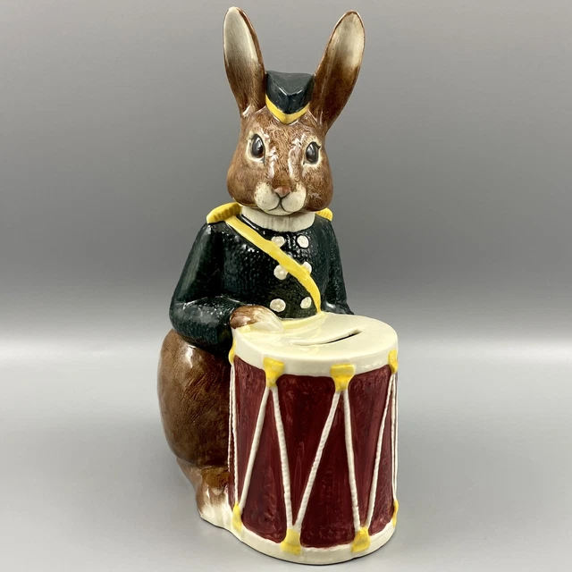 VINTAGE ROYAL DOULTON Bunnybank D6615 1967 England 8.25" Rabbit Bank ...