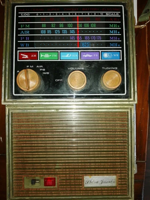 VINTAGE 1970S GREEN Shira Jumbo Multi-Band Super Circuit Battery ...