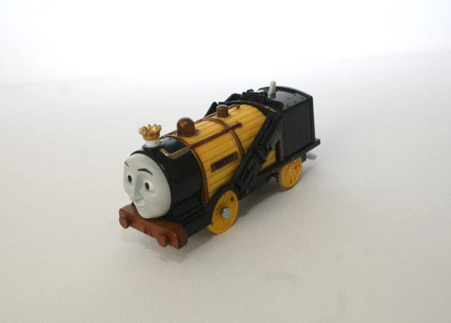 THOMAS AND FRIENDS Trackmaster Train Stephen The Rocket £10.99 ...