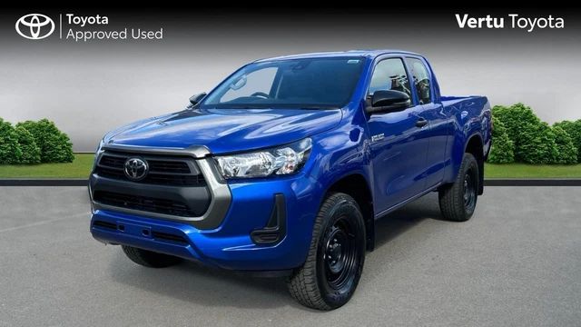 2024 TOYOTA HILUX Diesel Active Extra Cab Pick Up 2.4 D-4D Pick-up ...