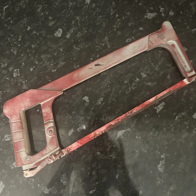 ART THE CLOWN Terrifier Bloody Saw Prop Weapon Not Pennywise £20.00 ...