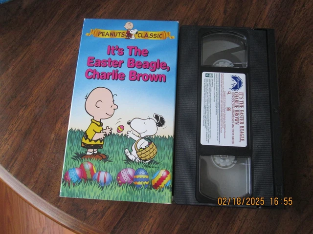 ITS THE EASTER Beagle Charlie Brown Peanuts Classics, Children animated ...