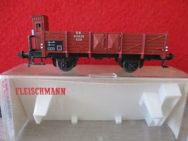 FLEISCHMANN WAGON TOMBEREAU avec sa GUERITE de la DB éch HO réf 5204 ...