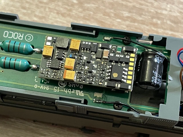 ROCO/ZIMO SOUNDDECODER MIT Sound für Rh1044/1144 ÖBB - aus 1144 117 ...