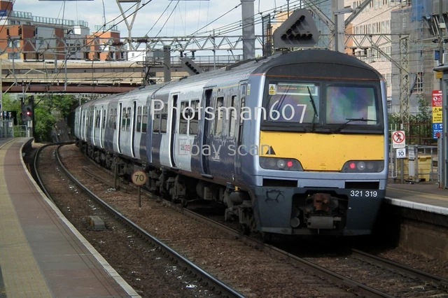 CLASS 321 321319, 4 car EMU, in National Express branded GA at ...