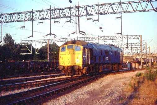 ORIGINAL COLOUR SLIDE of 24036 BR class 24 diesel loco £3.50 - PicClick UK