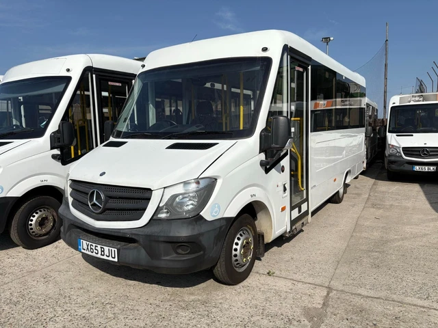 MERCEDES-BENZ SPRINTER 513 CDI XLWB 17 Seater Accessible Minibus £ ...
