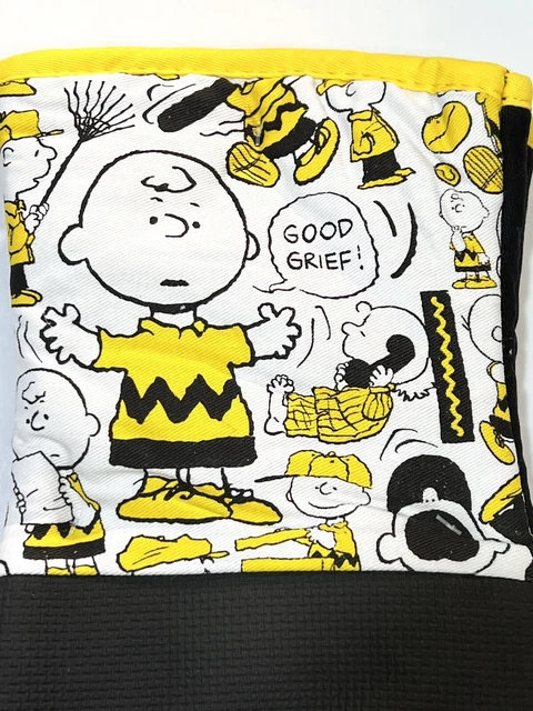 PEANUTS CHARLIE BROWN Snoopy 2 Pk Oversized Oven Mitts & Kitchen Towels ...