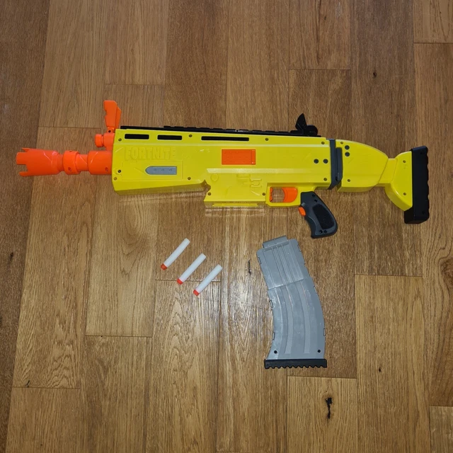 NERF N-STRIKE ELITE Fortnite SCAR AR-L Motorised Blaster Dart Gun £15. ...