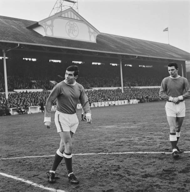 ENGLISH FOOTBALLERS ALEX Scott &Fred Pickering of Everton FC 1960s OLD ...