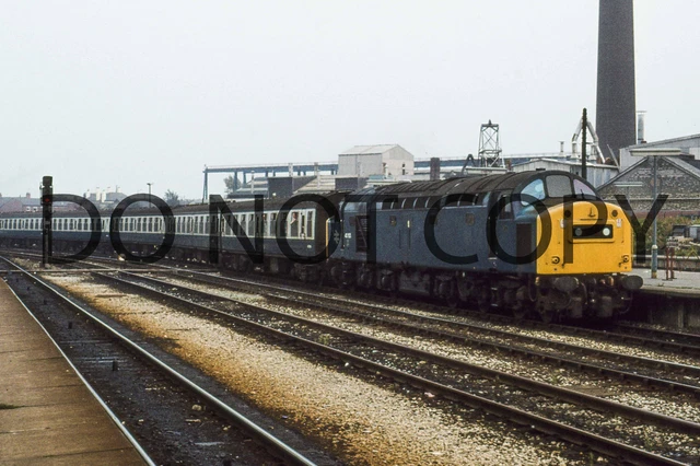 UK DIESEL TRAIN Railway Photograph Of Class 40 40153 Locomotive. Rm40 ...