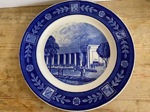 COPELAND SPODE NEW York World's Fair 1939 Plate Shelter Building Made ...