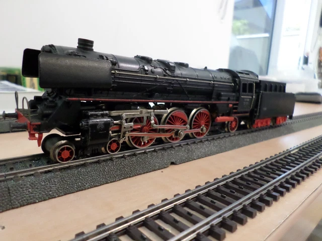 MARKLIN 3048 HO Steam Locomotive with Tender Br 013 Rail, (Analogue) C6 ...