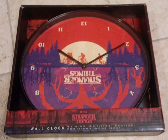 HORLOGE COLLECTOR STRANGER Things- TV Series Wall Clock Neuf EUR 20,00 ...