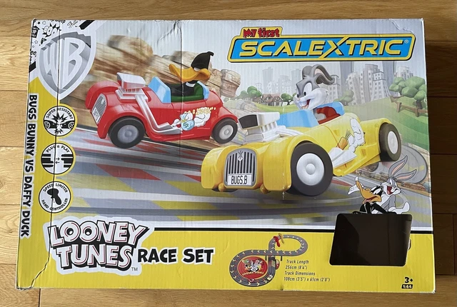 MY FIRST SCALEXTRIC Looney Tunes Race Set Bugs Bunny Daffy Duck £23.99 ...