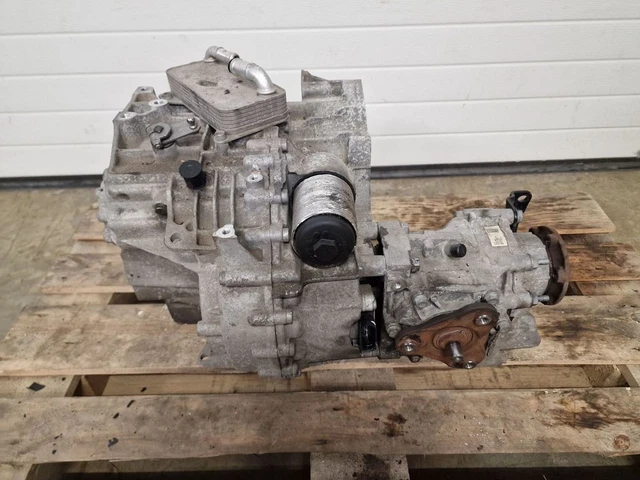AUDI A3 S3 8V 2017 Petrol Automatic gearbox SKX TKA15538 £3,013.99 ...