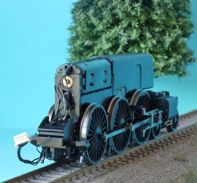 HORNBY CASTLE CLASS Chassis Motorised Motor X6152 Cylinder X6153 Wheels ...