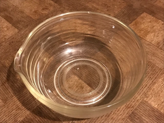VINTAGE PHOENIX PYREX Large Glass Beehive Ribbed Mixing Batter Bowl ...