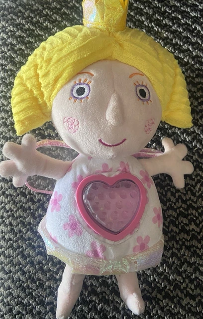 BEN & HOLLY’S Little Kingdom Lullaby Holly Light Up Sleep Plush Toy £6. ...