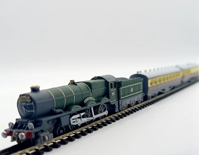 Z GAUGE SCALE Luxury Steam Locomotive Tender Passenger Coach Model ...