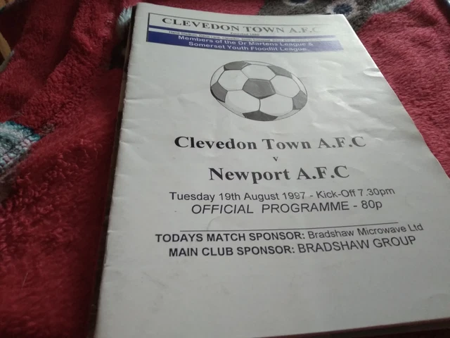 CLEVEDON TOWN v Newport (County) AFC 1997/98 £2.99 - PicClick UK