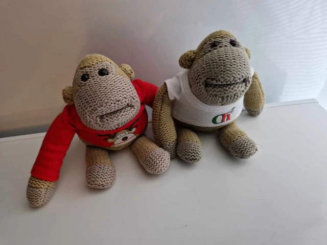 DUEL PG TIPS Monkey's - One with Limited Christmas Jumper £4.38 ...