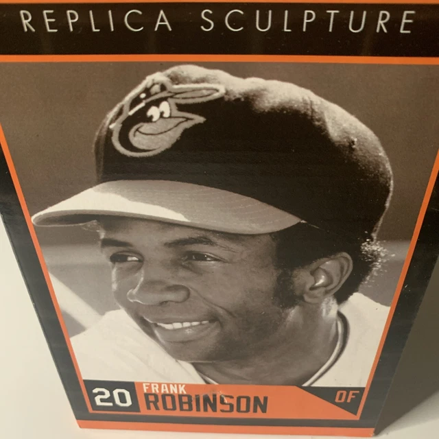 RÉPLIQUE DE SCULPTURE Orioles Stadium Frank Robinson cadeau EUR 38,35 ...