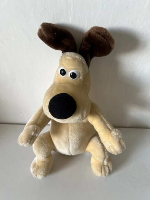 WALLACE AND GROMIT Vintage Gromit Plush 1990’s Dog Teddy Soft Toy £14. ...