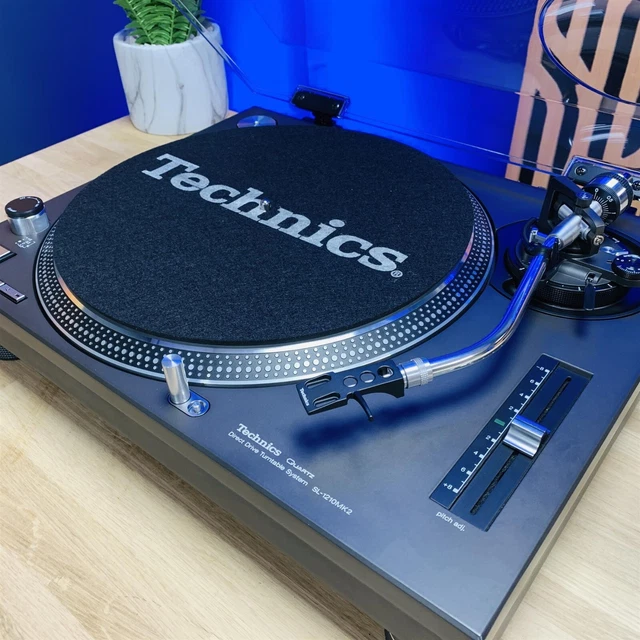 TECHNICS SL-1210 MK2 Two Speed Direct Drive DJ Turntable (SINGLE) inc ...