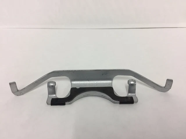 NEW GENUINE MERCEDES-BENZ W212 E-Class C218 CLS REAR Caliper Spring ...