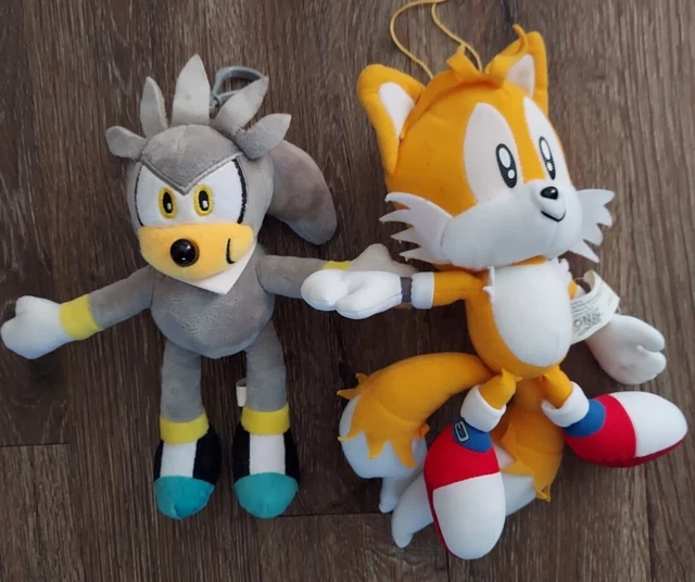 SONIC THE HEDGEHOG Tails Holding Tails 9" silver clip Plush 8" Stuffed ...