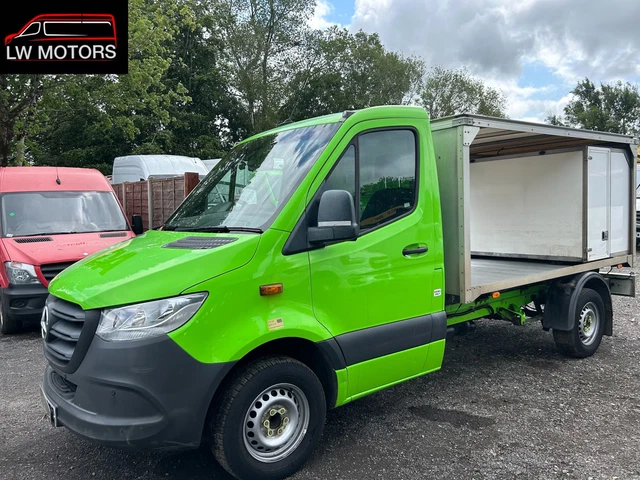 2020 MERCEDES-BENZ SPRINTER 3.5t Progressive Chassis Cab CHASSIS CAB ...