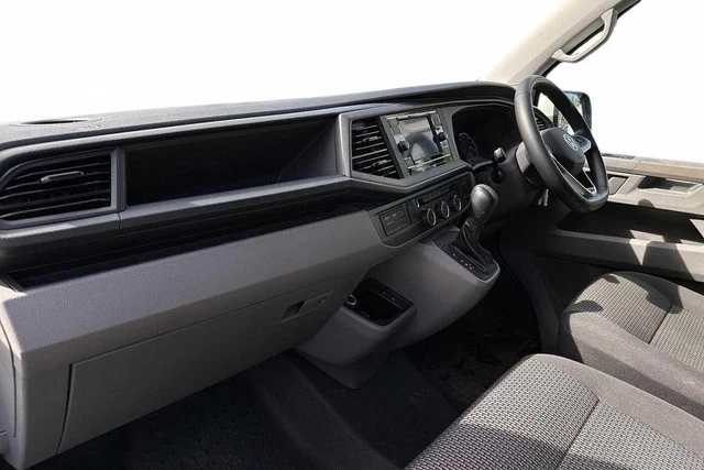 2024 VOLKSWAGEN TRANSPORTER T28 Panel van Highline SWB 150 PS 2.0 TDI ...