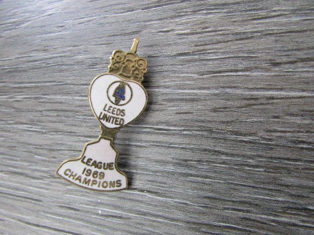 LEEDS UNITED FOOTBALL Club LUFC League Champions 1969 Trophy Shaped ...