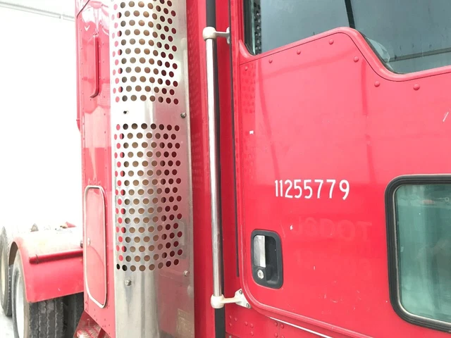 KENWORTH T800 ALUMINUM 34.5(in) Grab Handle CAB ENTRY - Used $169.99 ...