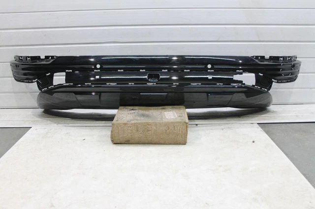 AUDI Q4 E Tron Sportback Rear Bumper Diffuser 4Ke807835Fy9B Genuine £ ...