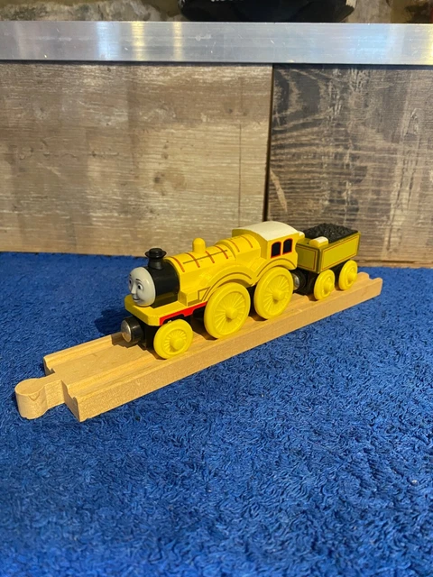 THOMAS THE TANK Engine & Friends Wooden Railway Train MOLLY £12.99 ...