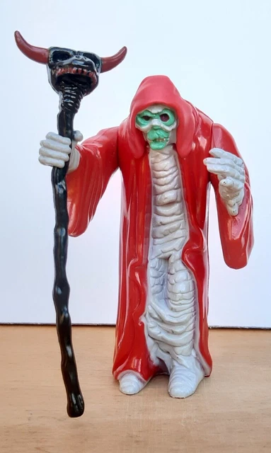 RARE THUNDERCATS VINTAGE Mumm Ra Mummy Crypt with original weapon ...