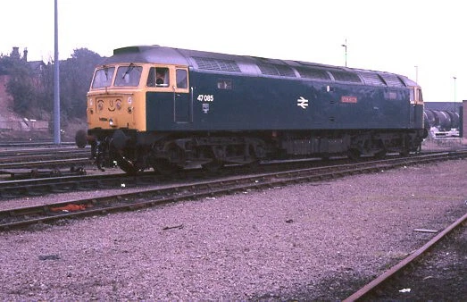 ORIGINAL COLOUR SLIDE of 47085 BR class 47 diesel loco £0.99 - PicClick UK
