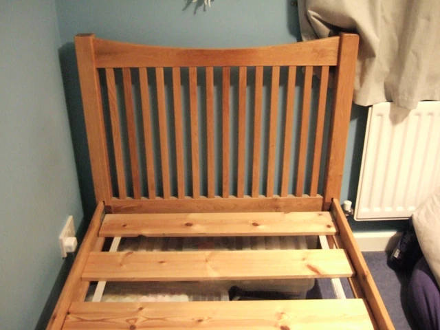 SINGLE SOLID PINE Wooden Bed Frame Used Will Take A 6Ft By 3Ft Mattress £42.30 - PicClick UK