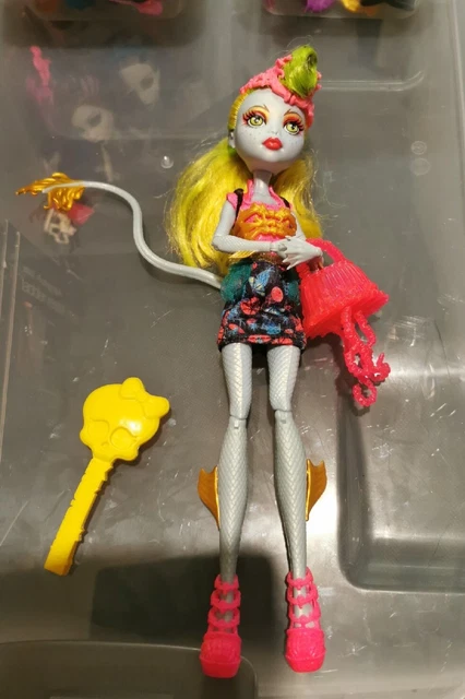 MONSTER HIGH FREAKY Fusion Lagoonafire Doll Lagoona Blue Jinafire £22. ...