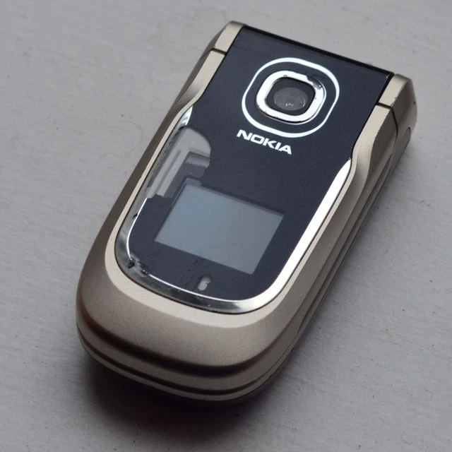 NOKIA 2760B FLIP Phone Fido Locked For Parts very good physical doesn't ...