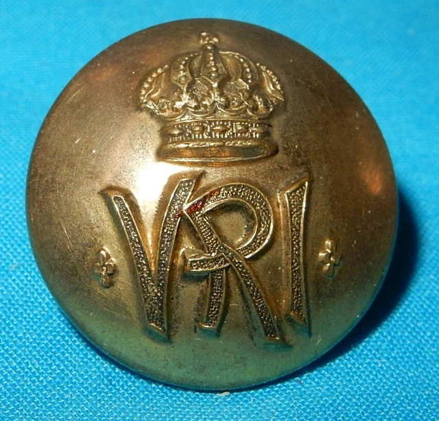 WW1 ERA ROYAL CANADIAN REGIMENT MILITARY UNIFORM BUTTON WORLD WAR I By ...