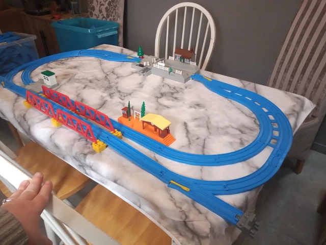 TOMY THOMAS THE Tank Engine Trackmaster Train Track Set £12.15 ...